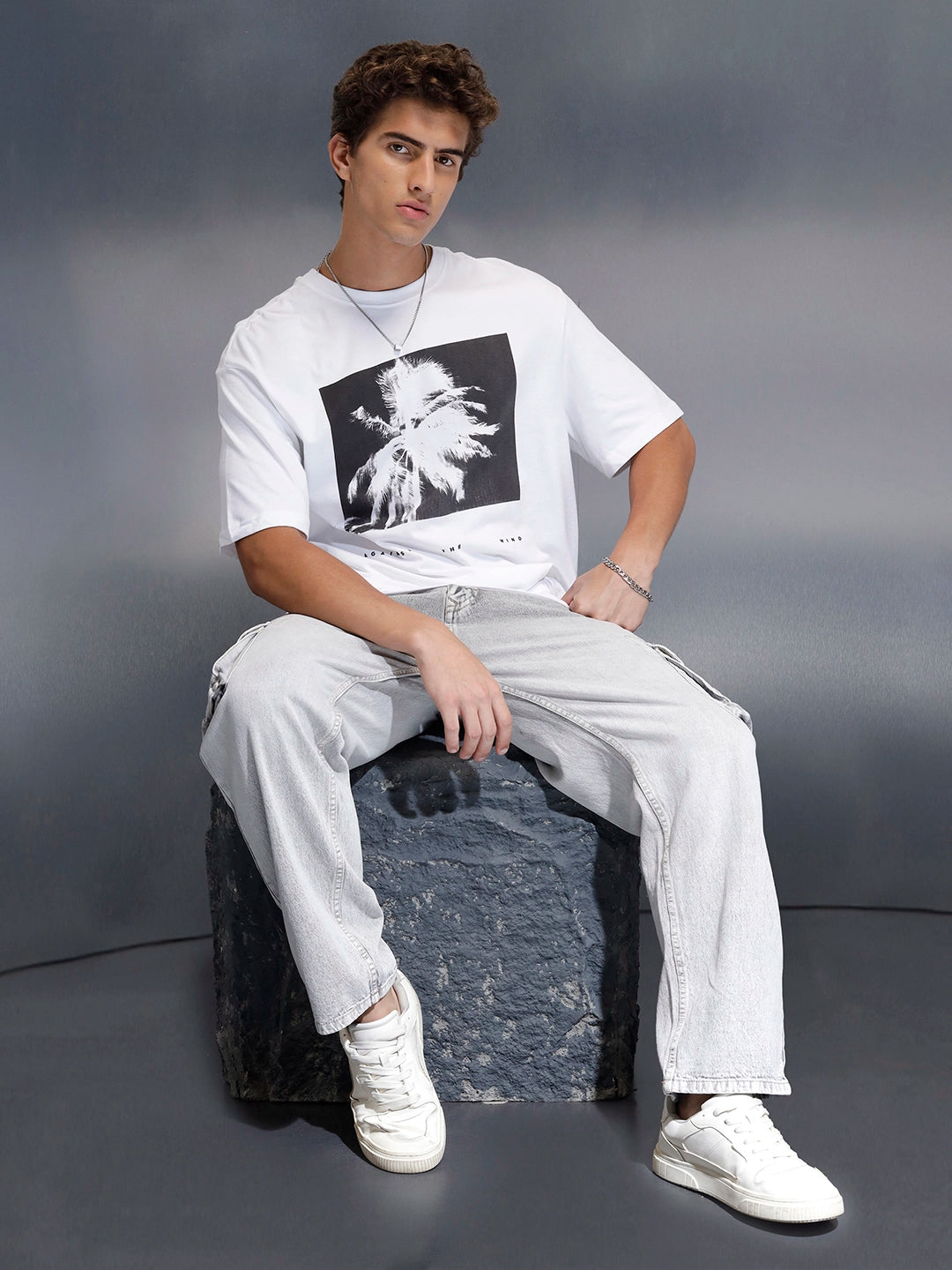 Men's casual graphic print oversize t-shirt | White – Wrogn