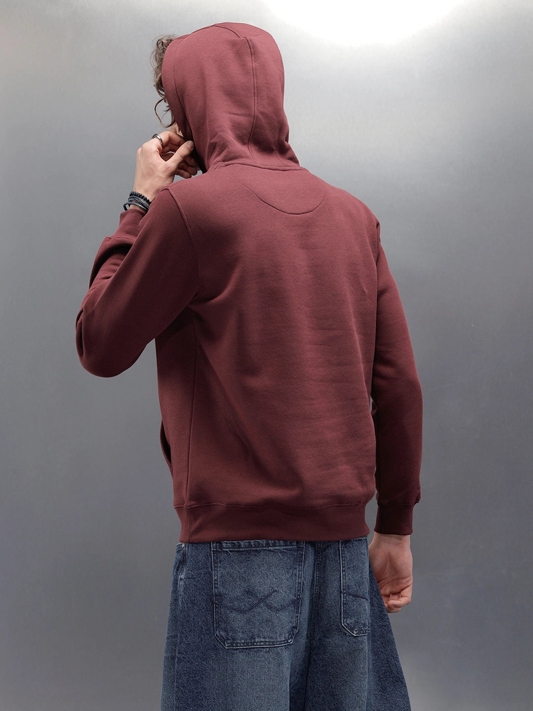 Regular Fit Maroon Hooded Pullover In Super Soft Fabric | Maroon – Wrogn