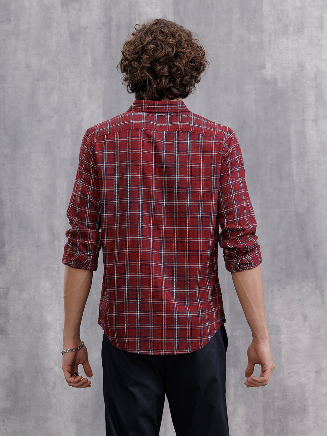 Textured Cotton Dobby Check Shirt | Red – Wrogn