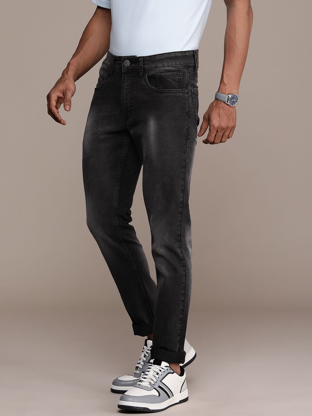 Striking Slim Fit Light Fade Stretch Jeans – Wrogn